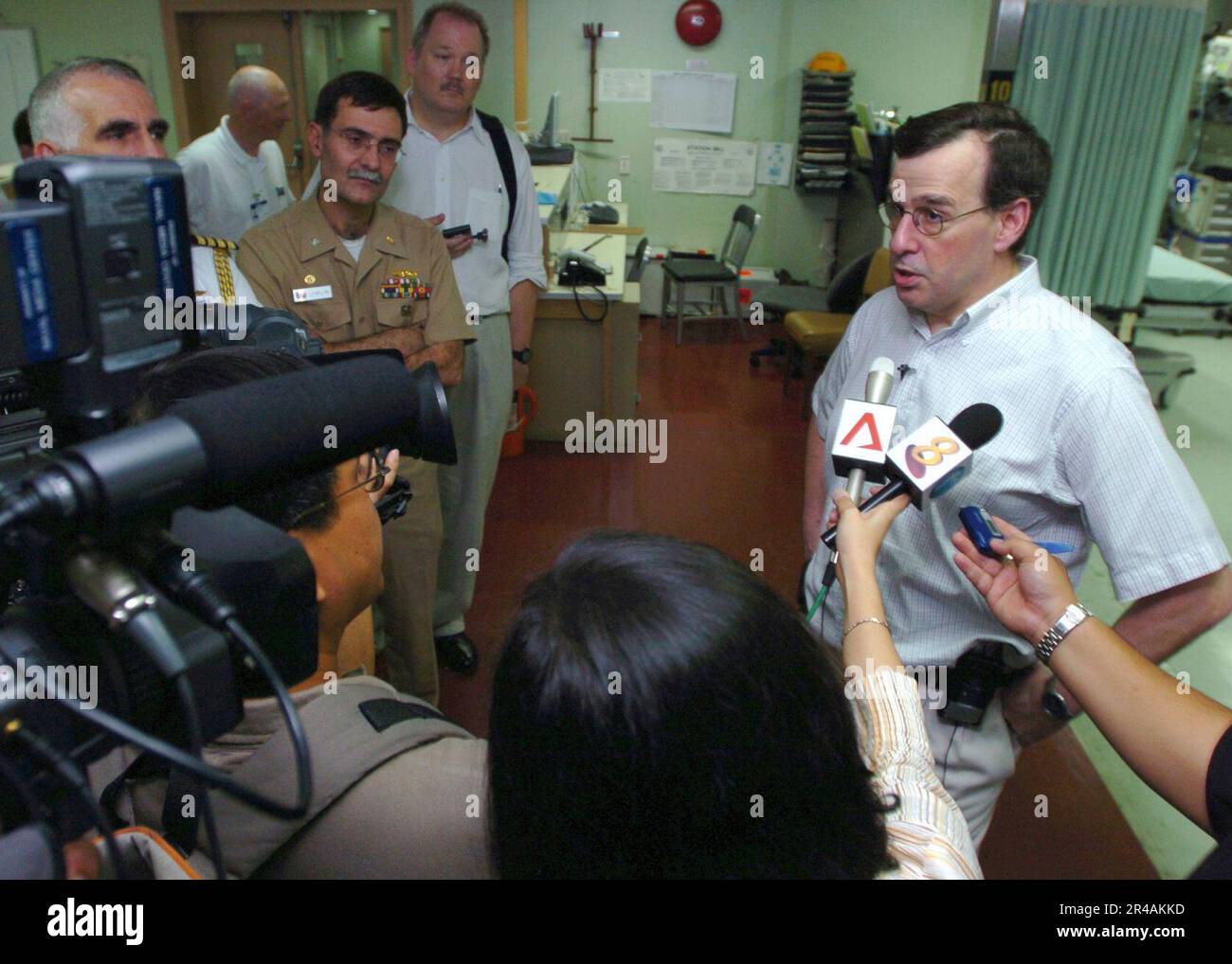 Frank lavin us ambassador to singapore hi-res stock photography and ...