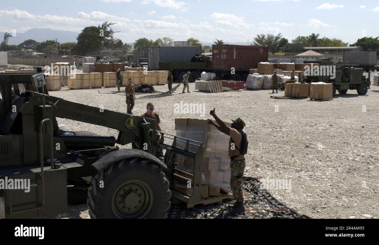 Navy cargo battalion hi-res stock photography and images - Alamy