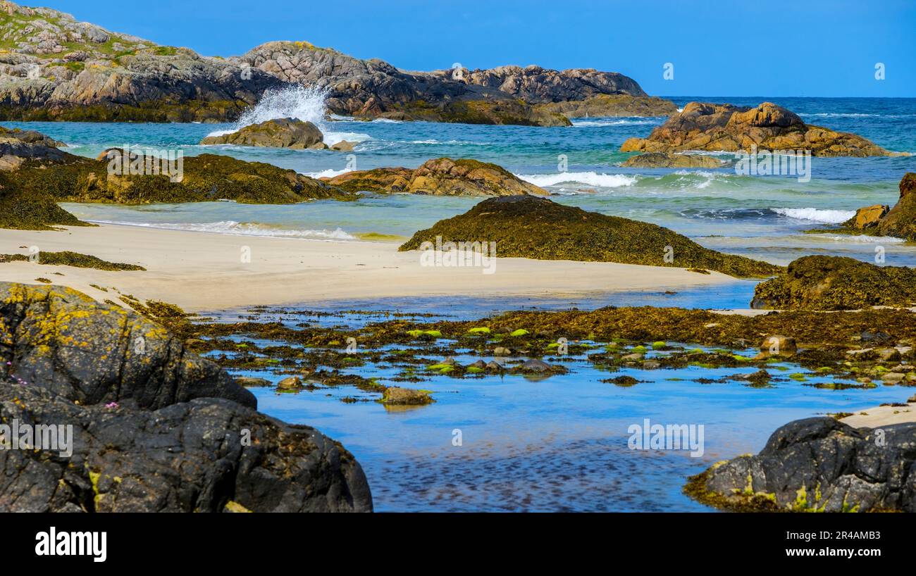 Scottish rocks hi-res stock photography and images - Alamy