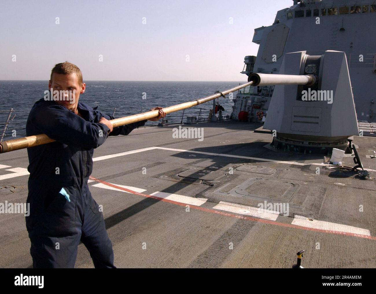 US Navy Gunner's Mate Stock Photo - Alamy