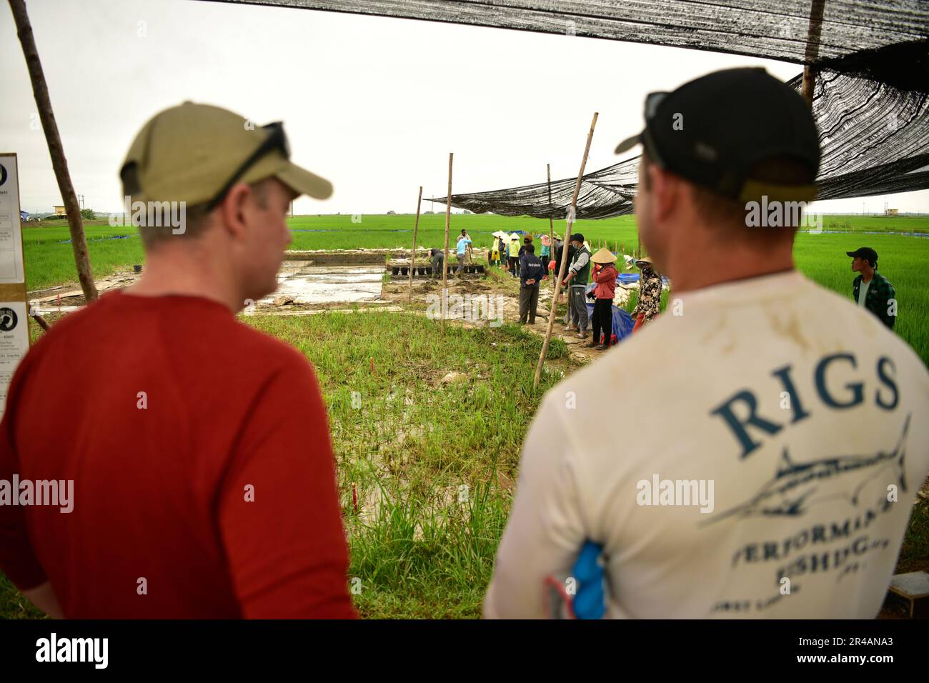 From left, U.S. Army Lt. Col. Sean Ontiveros, Defense POW/MIA ...