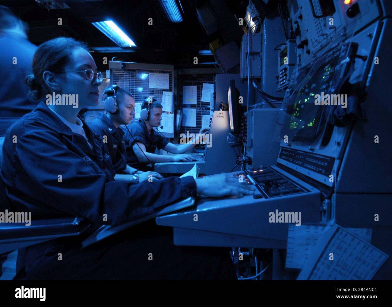 US Navy Cryptologic Technician Technical Stock Photo - Alamy