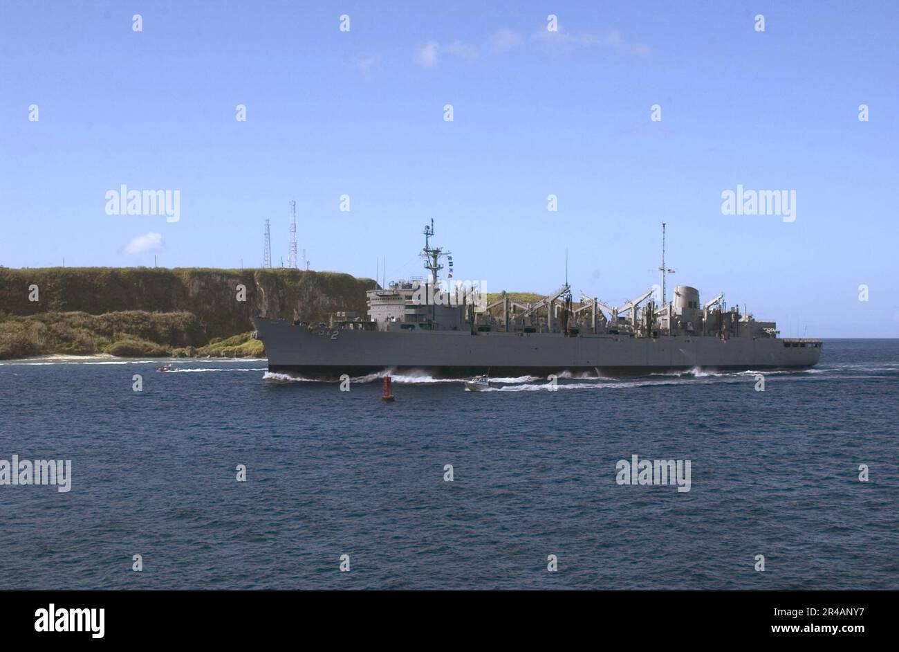 US Navy The fast combat support ship USS Camden (AOE 2) enters Apra ...