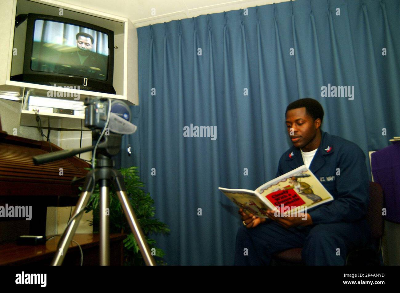 US Navy Personnelman Stock Photo - Alamy