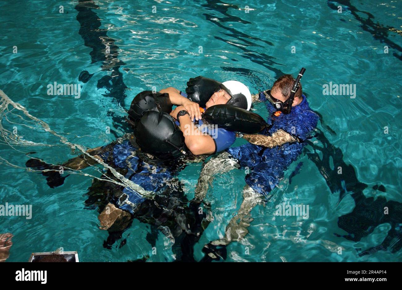Search and rescue techniques hi-res stock photography and images - Alamy
