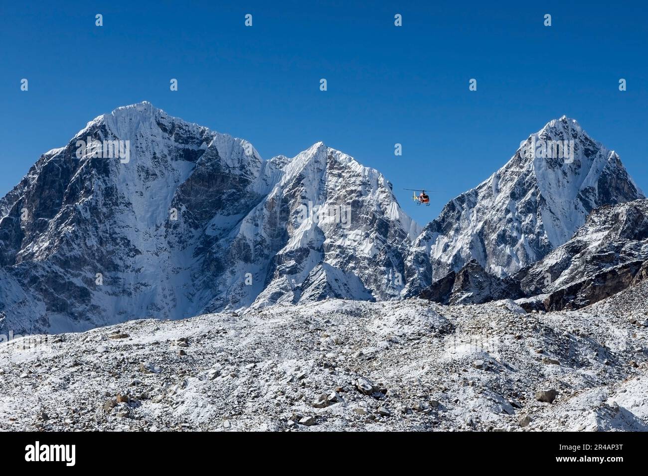 Flying between two mountains view hi-res stock photography and images ...