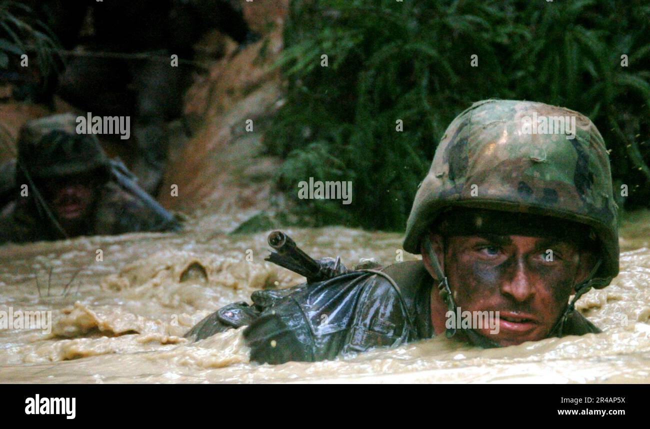 US Navy Equipment Operator Stock Photo - Alamy