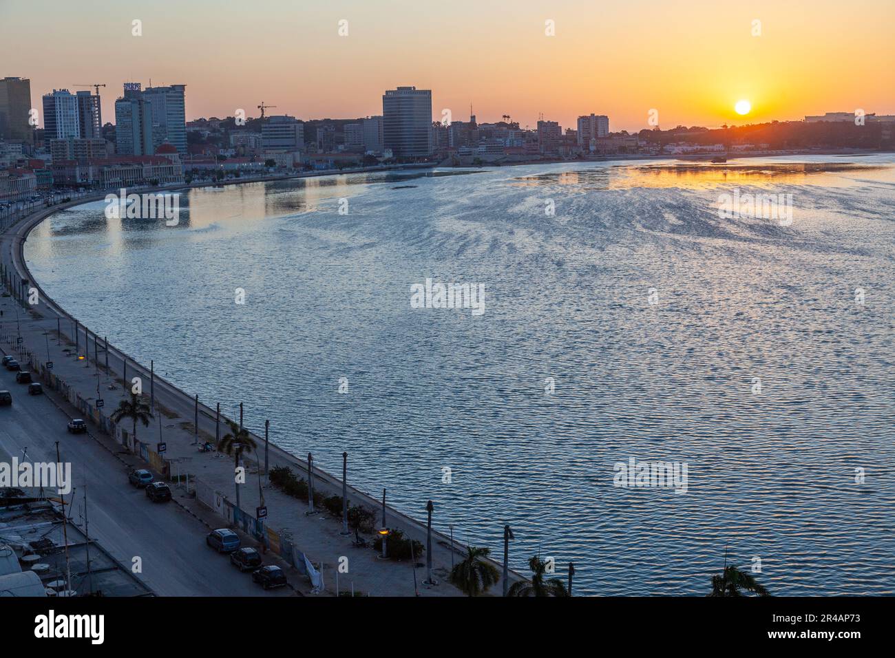 Angola luanda sea promenade hi-res stock photography and images - Alamy