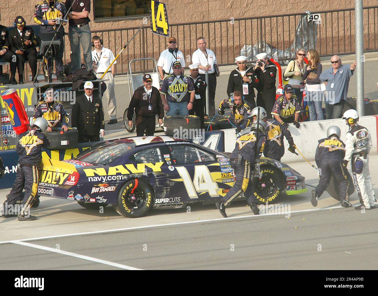 Pit row hi-res stock photography and images - Alamy