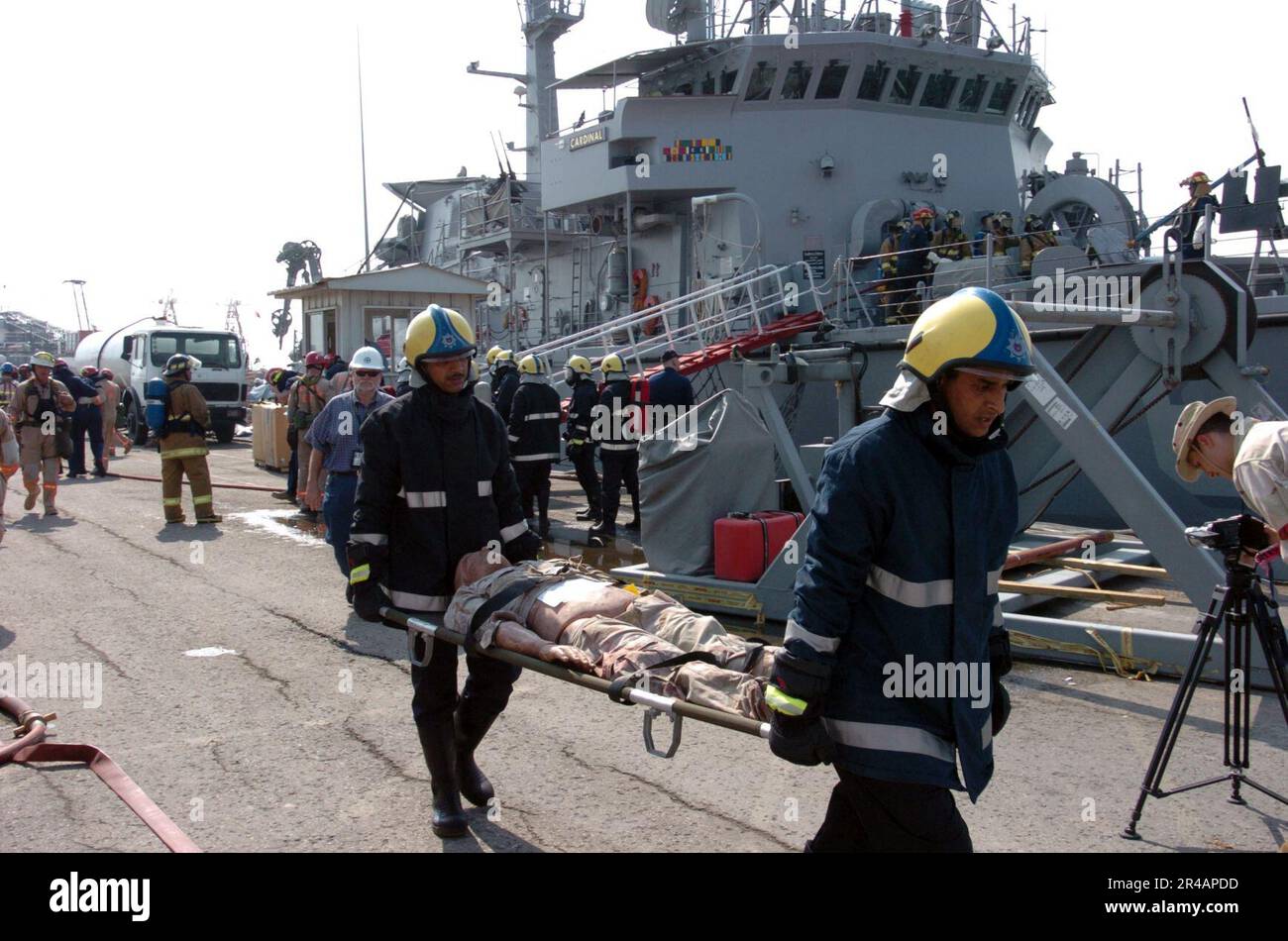 US Navy Personnel from the Bahrain Civil Defence and Fire Service ...