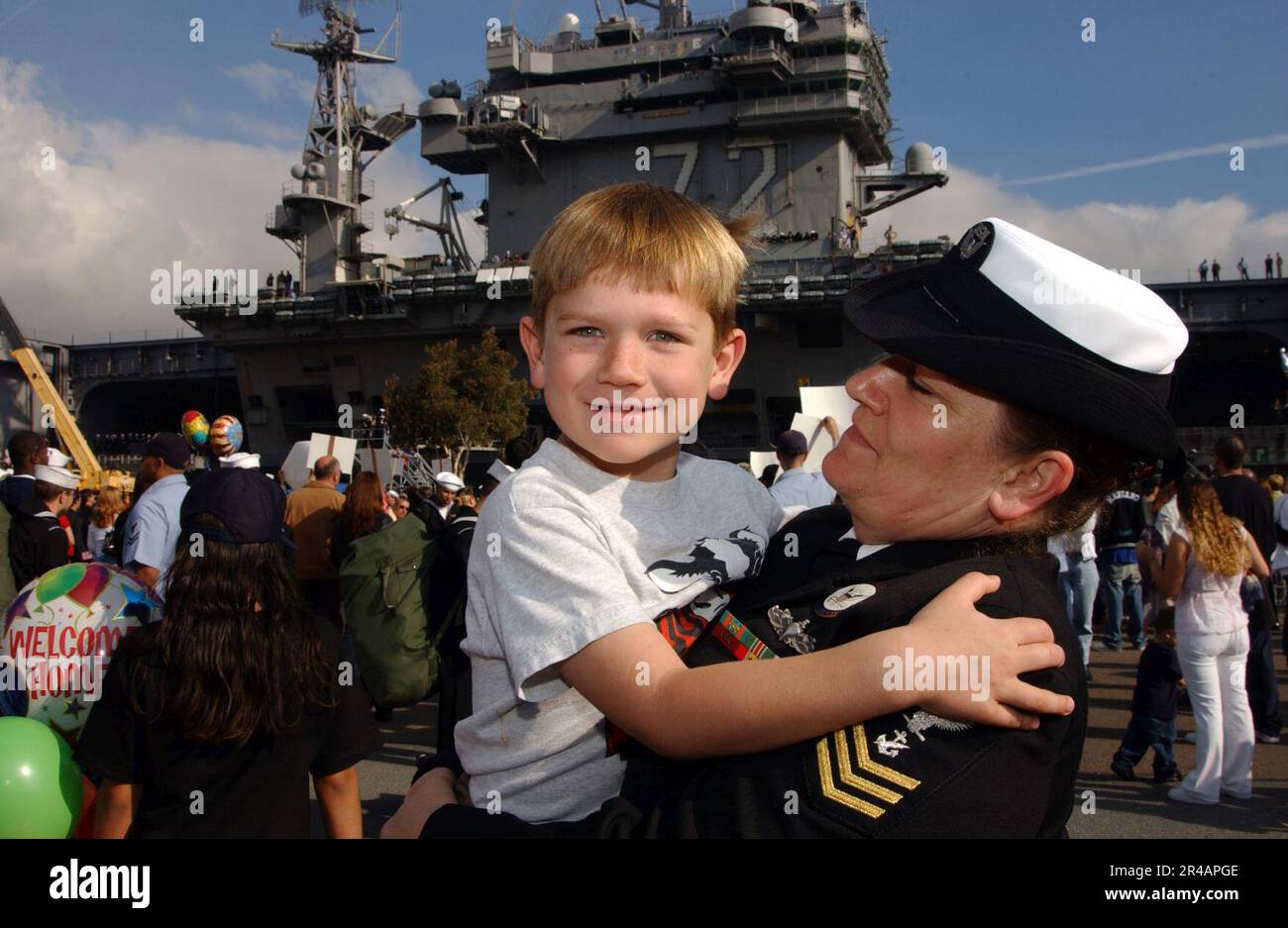 US Navy Navy Counselor 1st class reunites with her son in San Diego ...