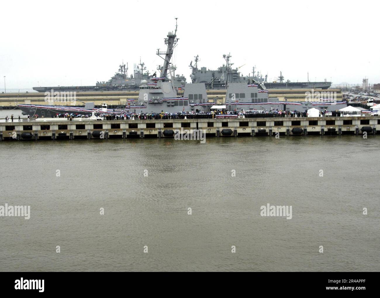 US Navy A port-beam view of the U.S. Navy's newest guided missile ...