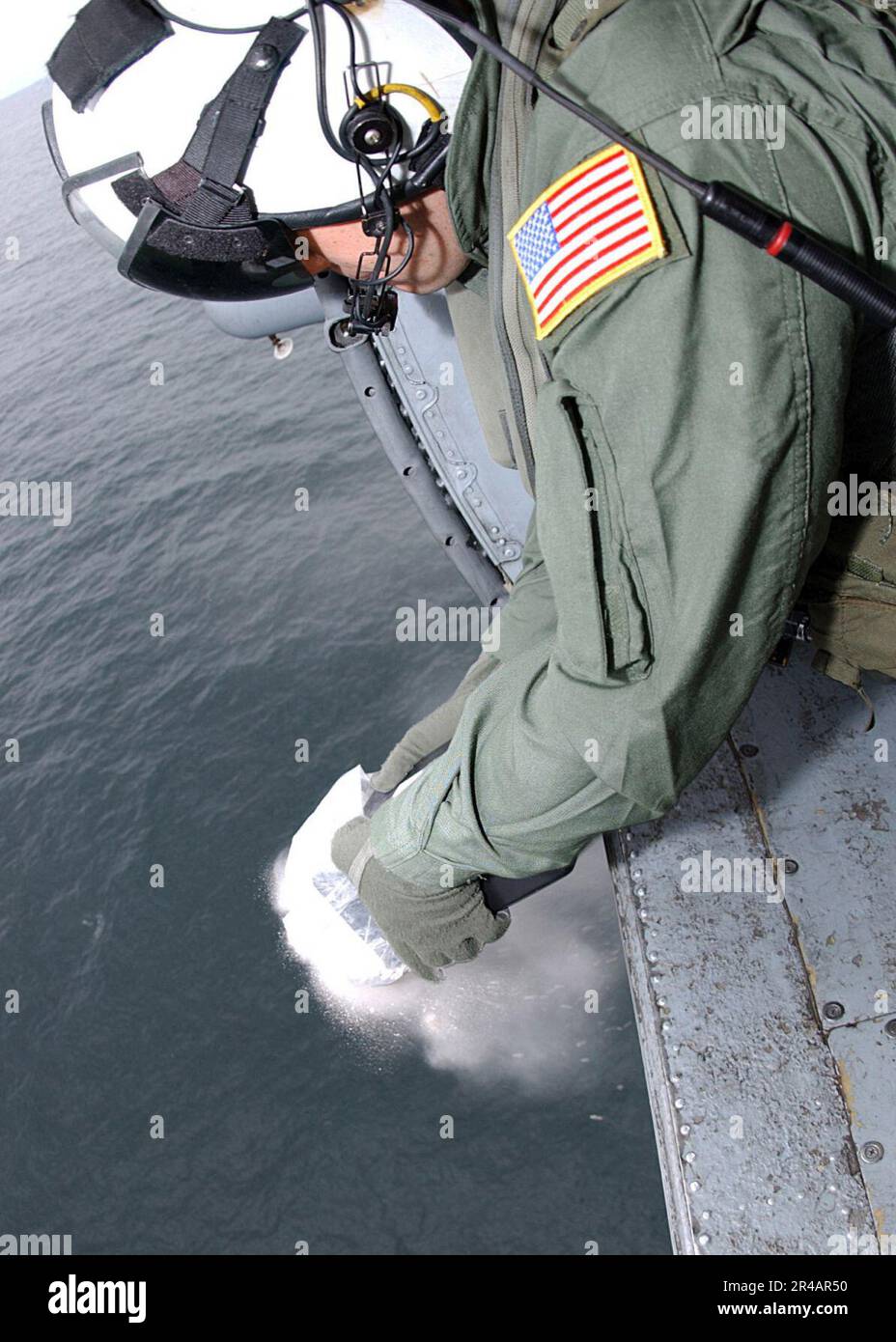 US Navy Aviation Warfare System Operator 1st Class assigned to ...