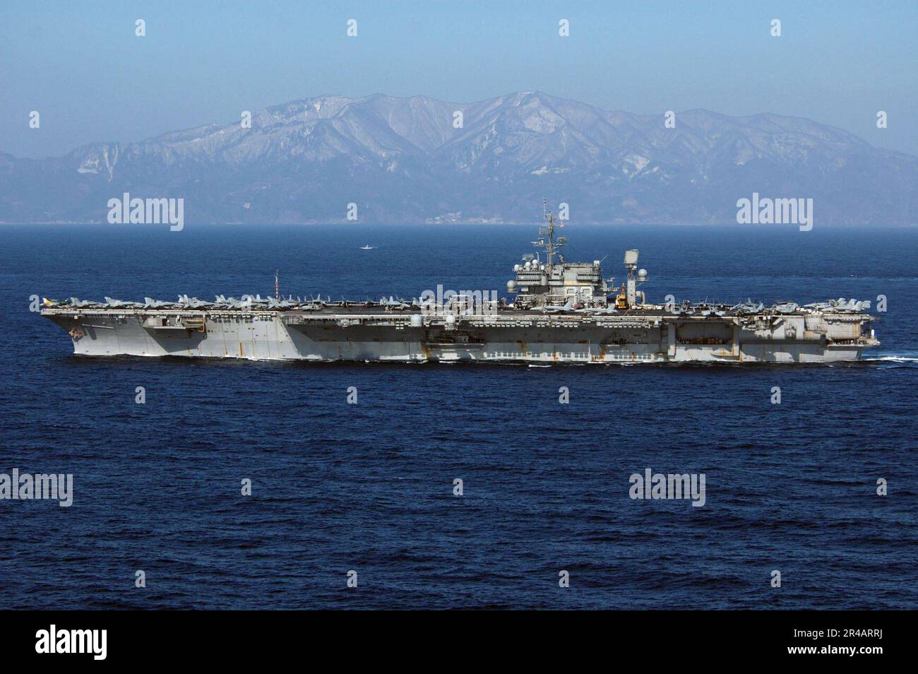 US Navy The conventionally powered aircraft carrier USS Kitty Hawk (CV ...