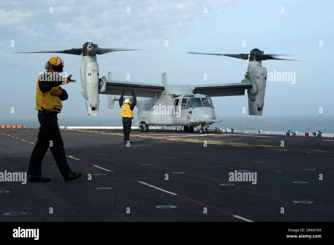 US Navy An MV-22 Osprey, assigned to the ''Argonauts'' of Marine ...