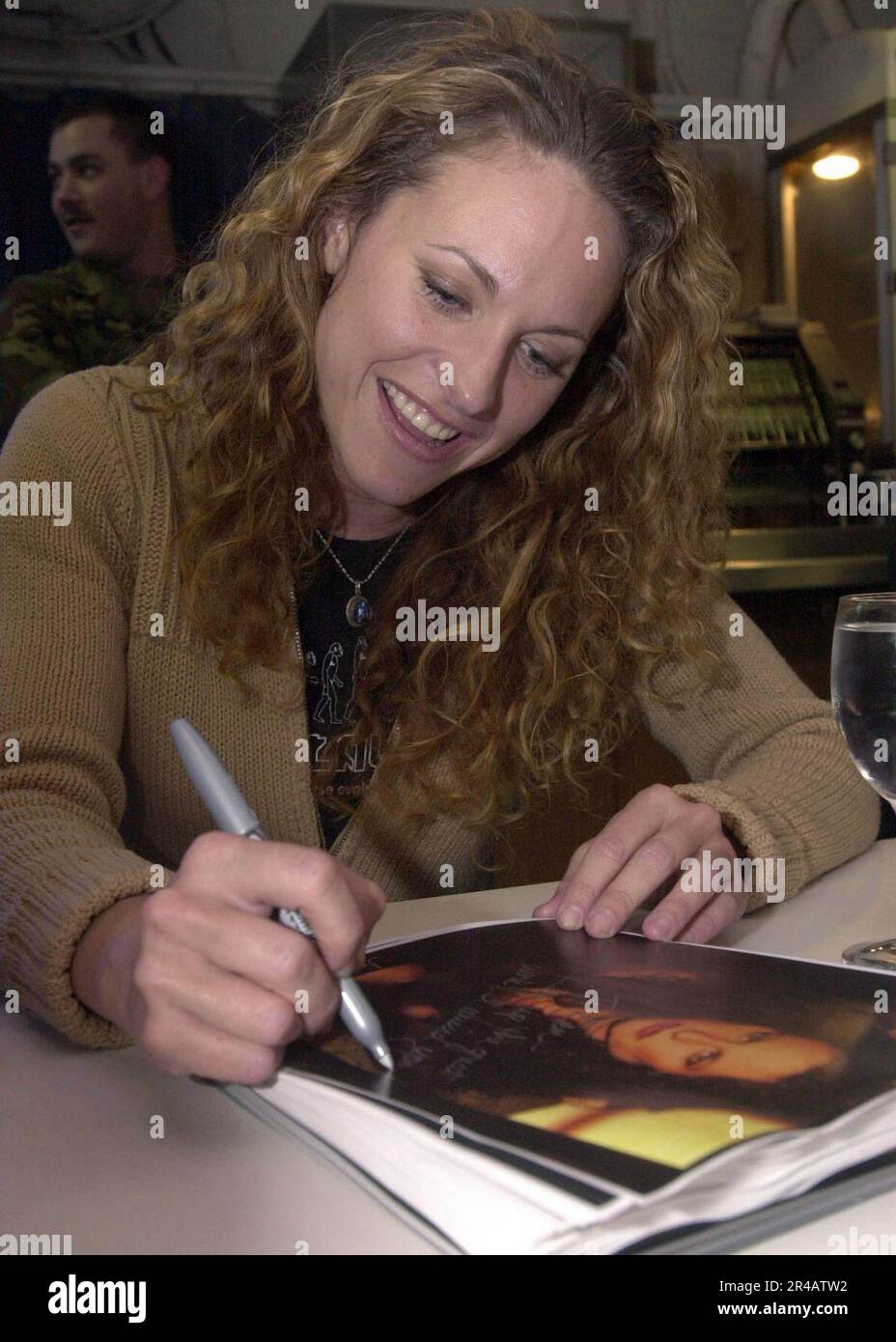 Jerri Manthey Hooters