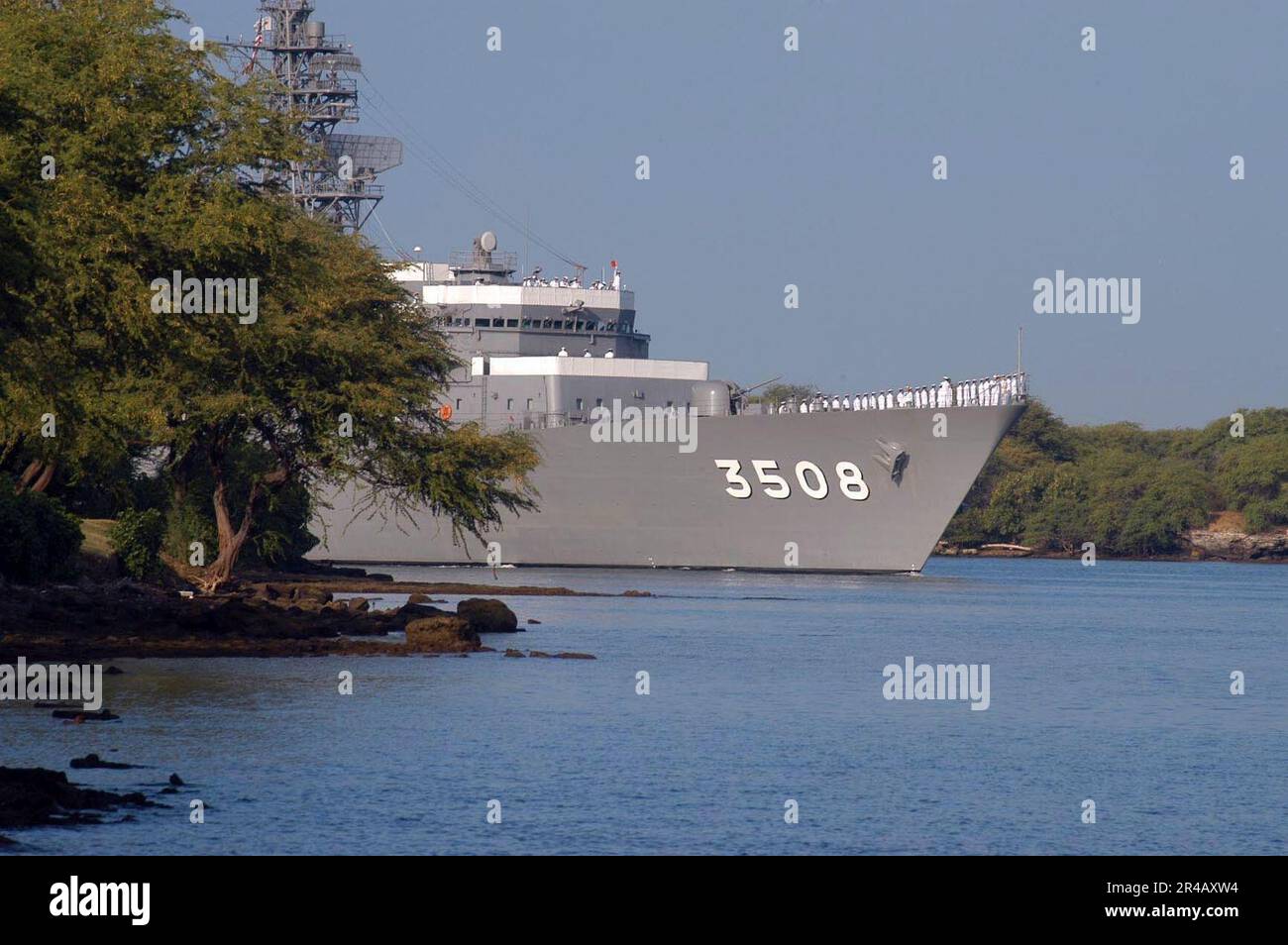 US Navy Japanese Sailors man the rails as the Japanese Navy training ...