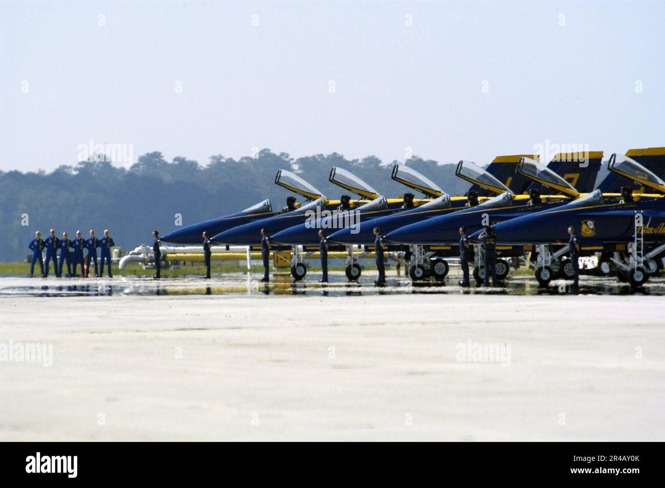 US Navy The pilots assigned to the U.S. Navy Blue Angels flight ...
