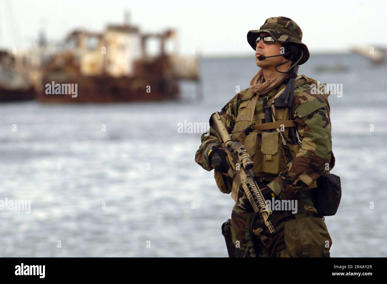 US Navy Aviation Structural Mechanic 2nd Class assigned to Explosive ...