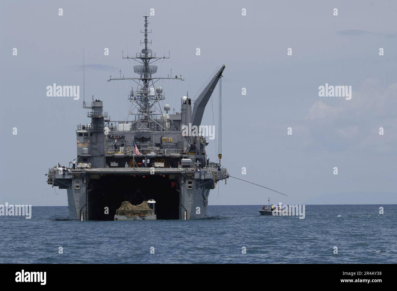 US Navy The amphibious transport dock ship USS Austin (LPD 4) operates ...