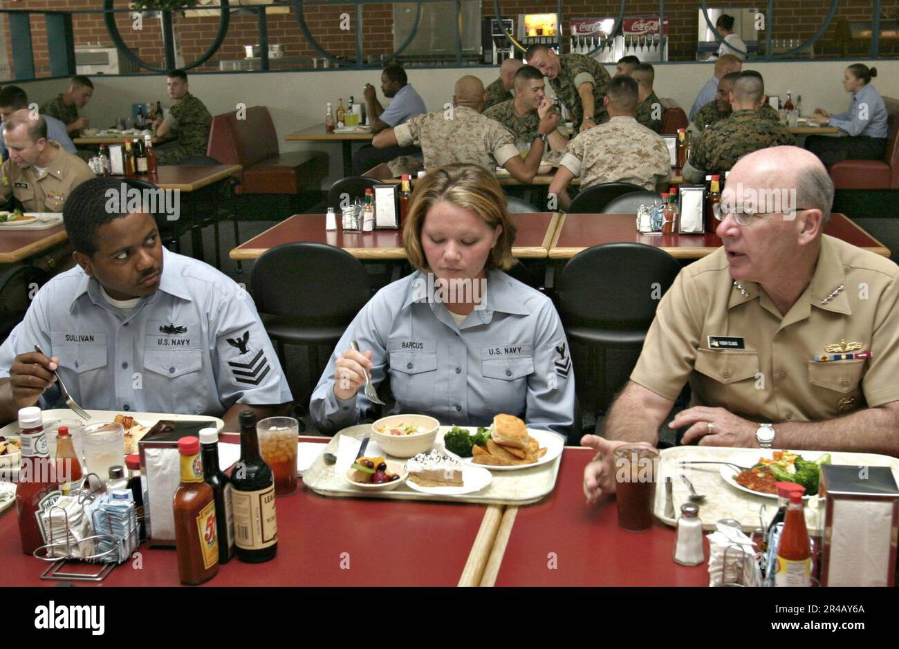 US Navy Chief of Naval Operations (CNO), Adm. Vern Clark, talk to Air ...