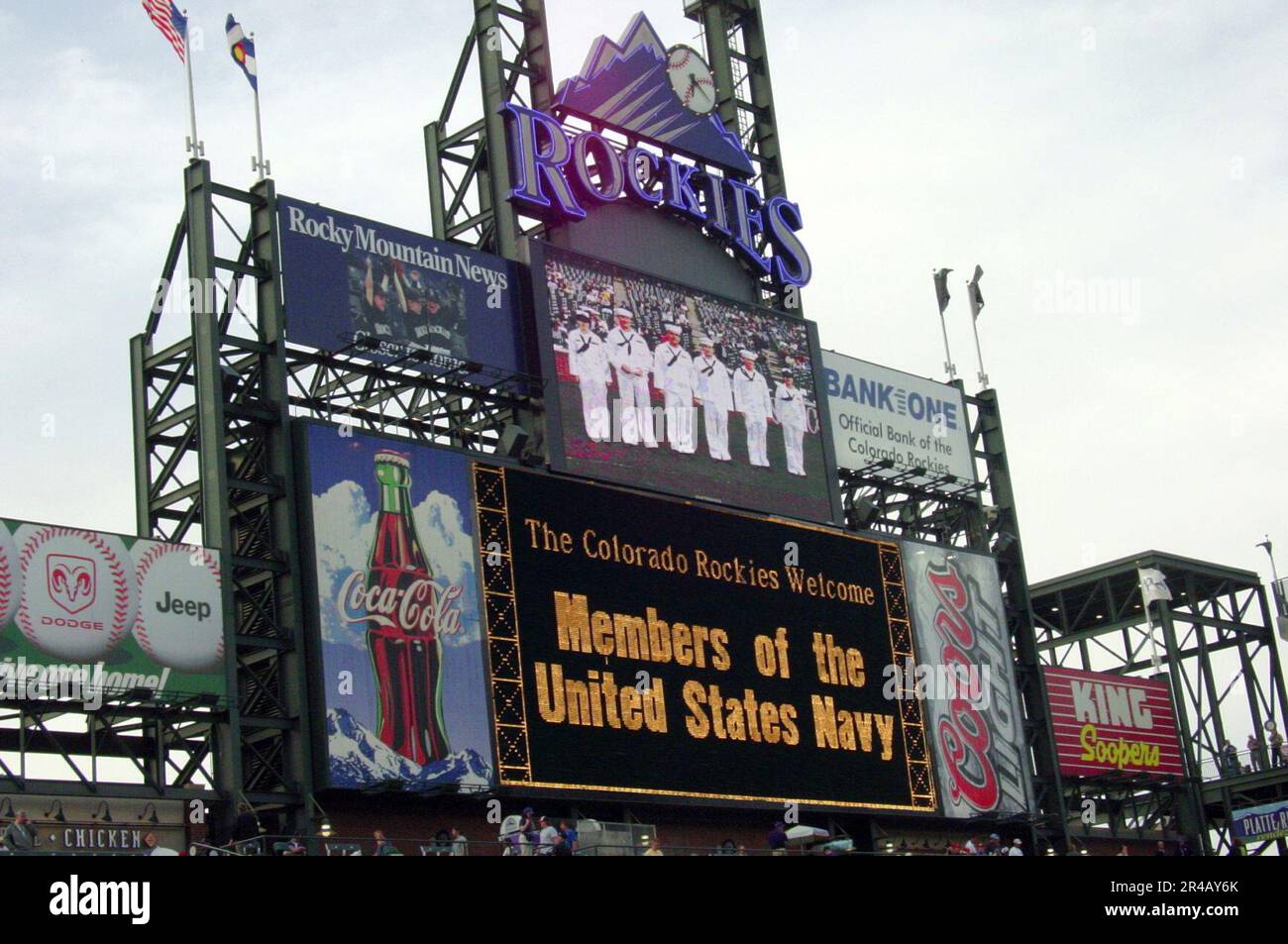 US Navy Sailors assigned to the amphibious dock landing ship USS Denver ...