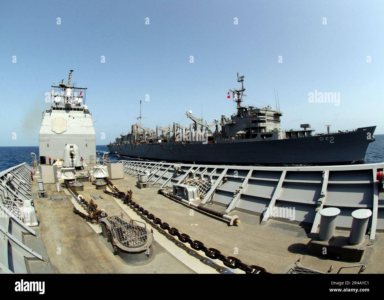 US Navy The Sacramento-class fast combat support ship USS Camden (AOE 2 ...