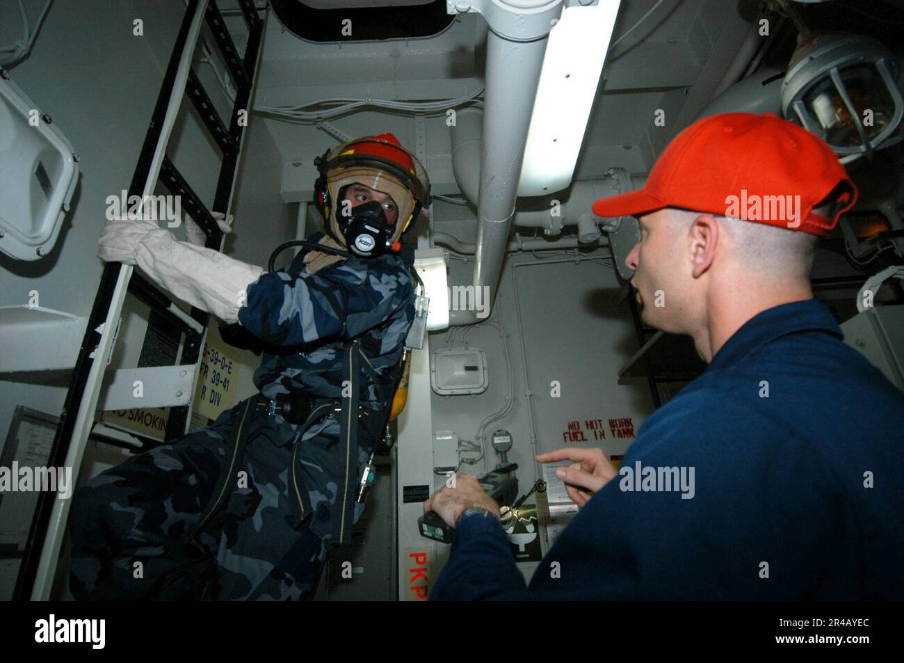 US Navy Hull Technician 1st Class questions Inport Emergency Team (DIET ...