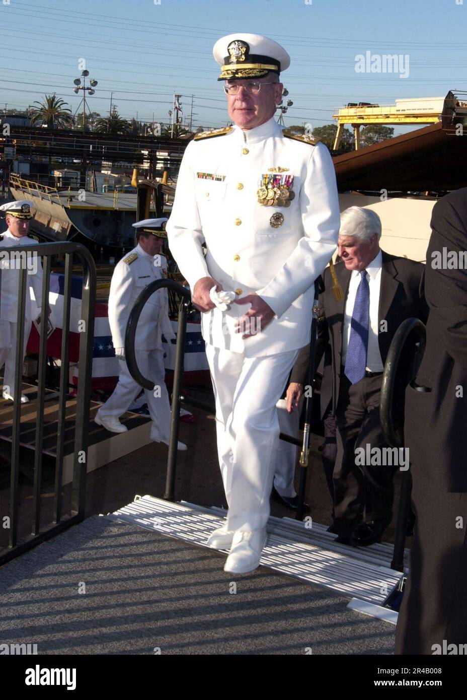 US Navy Chief of Naval Operations Adm. Vern Clark arrives for the ...