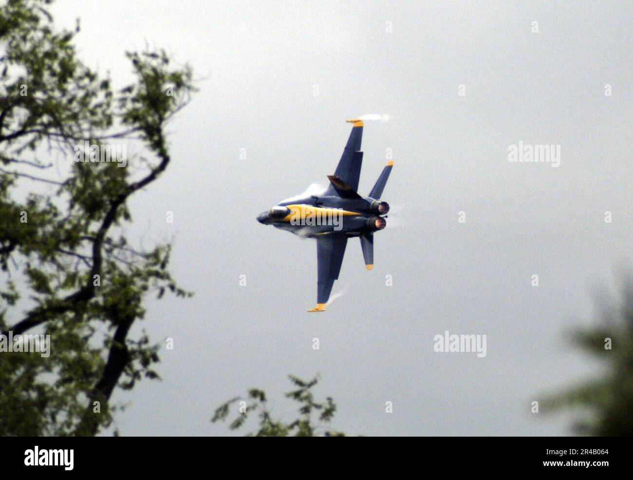 US Navy An F-A-18A Hornet, assigned to the U.S. Navy flight ...