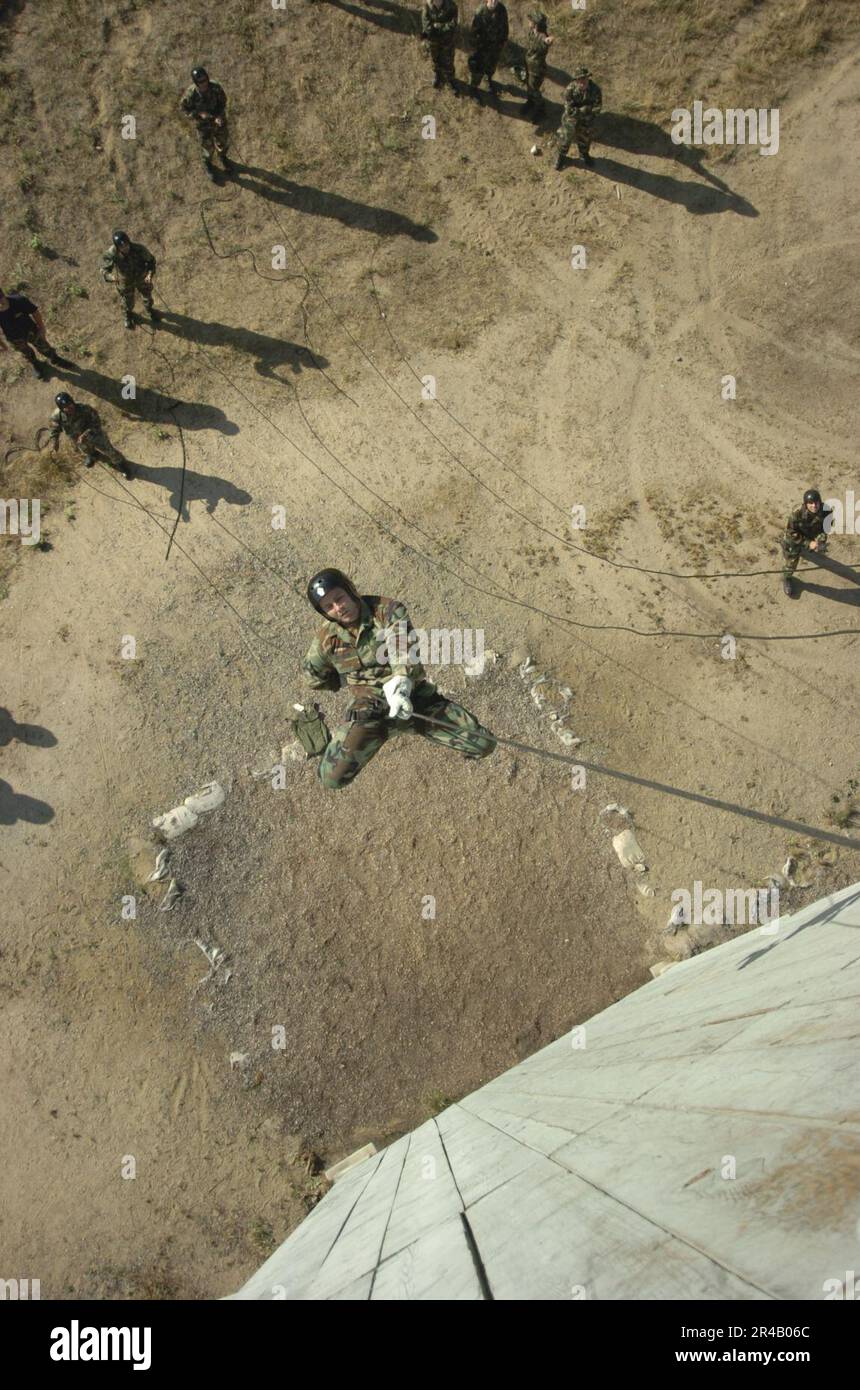 US Navy Members of Fleet Combat Camera Group Pacific and Reserve Fleet ...
