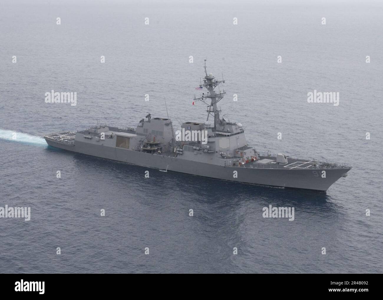 US Navy The guided missile destroyer USS Pinckney (DDG 91) underway in ...