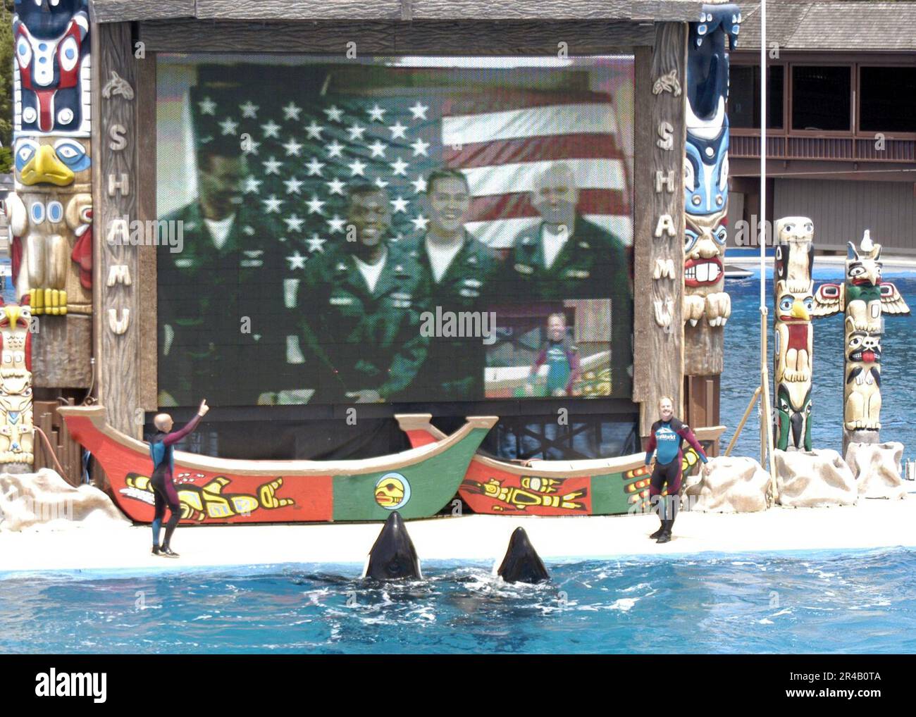 US Navy Sailors aboard the amphibious assault ship USS Bonhomme Richard ...