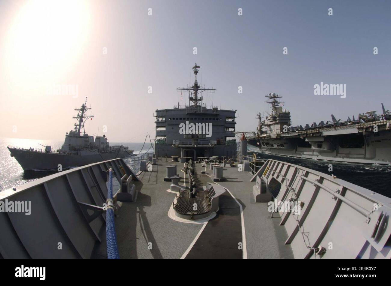 US Navy The Nimitz-class aircraft carrier USS Carl Vinson (CVN 70) and ...
