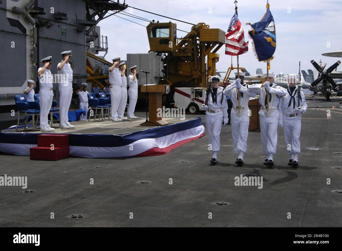 US Navy The conventionally-powered aircraft carrier USS Kitty Hawk (CV ...