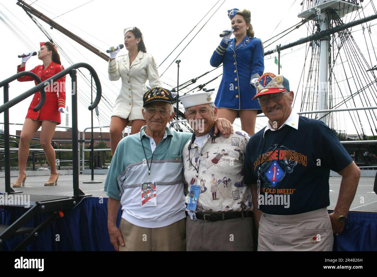US Navy World War II veterans and brothers, enjoy the '40s music of the ...