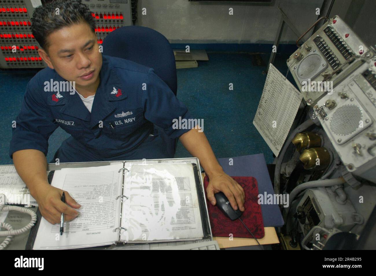 US Navy Machinery Repairman 1st Class stands watch as Damage Control ...