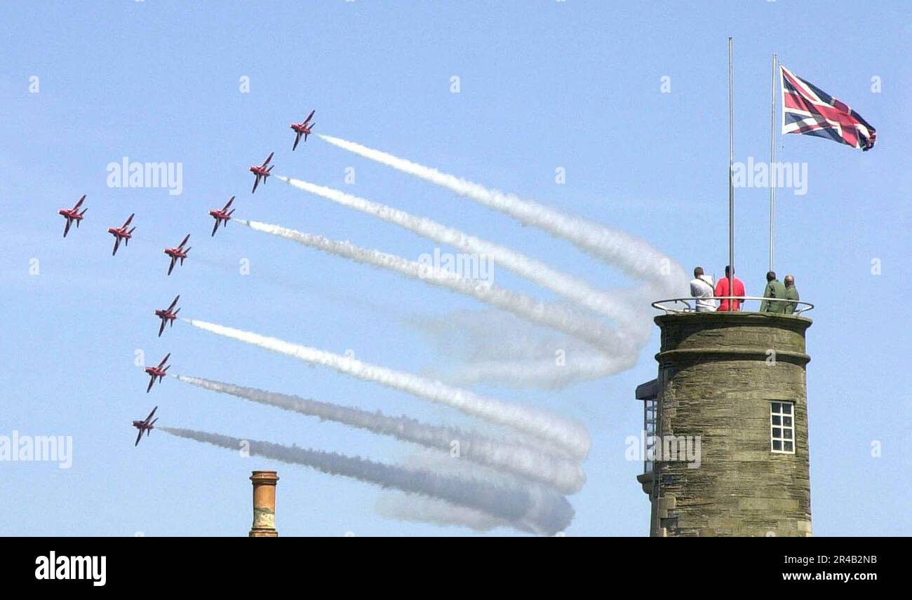 US Navy The British Royal Air Force aerial demonstration team, the Red ...