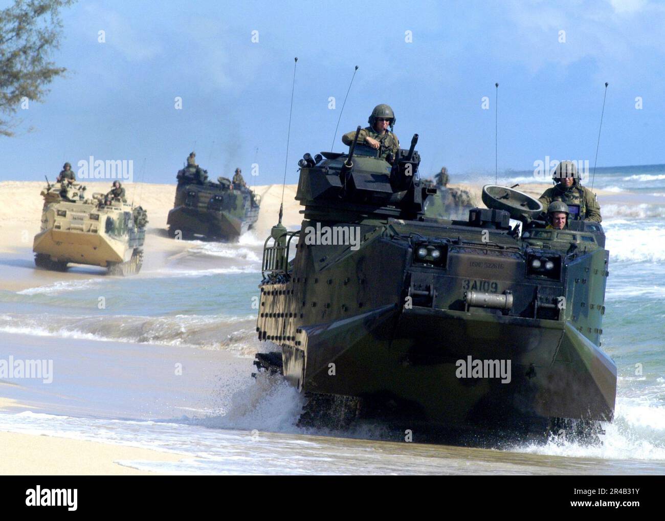 US Navy U.S. Marines assigned to the 3rd Amphibious Assault Battalion ...