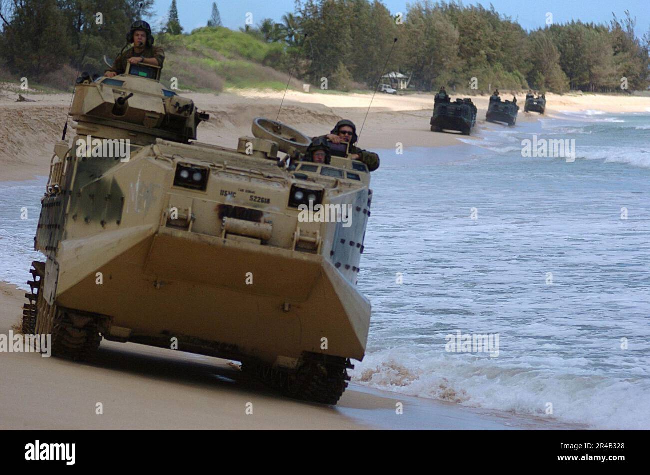 US Navy U.S. Marines assigned to 3rd Amphibious Assault Battalion ...