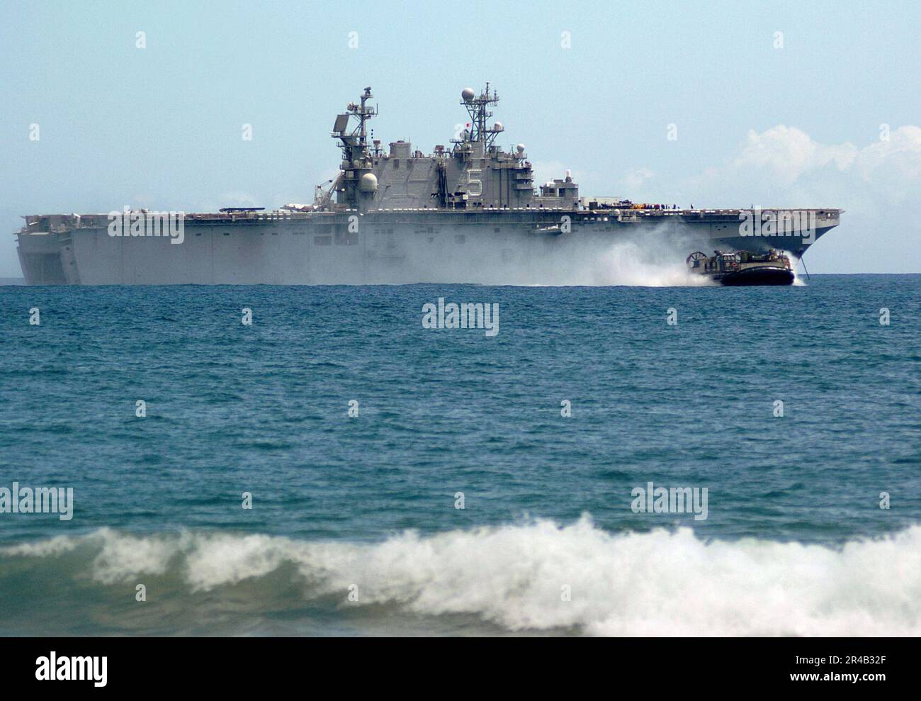US Navy A Landing Craft, Air Cushion (LCAC), assigned to Assault Craft ...