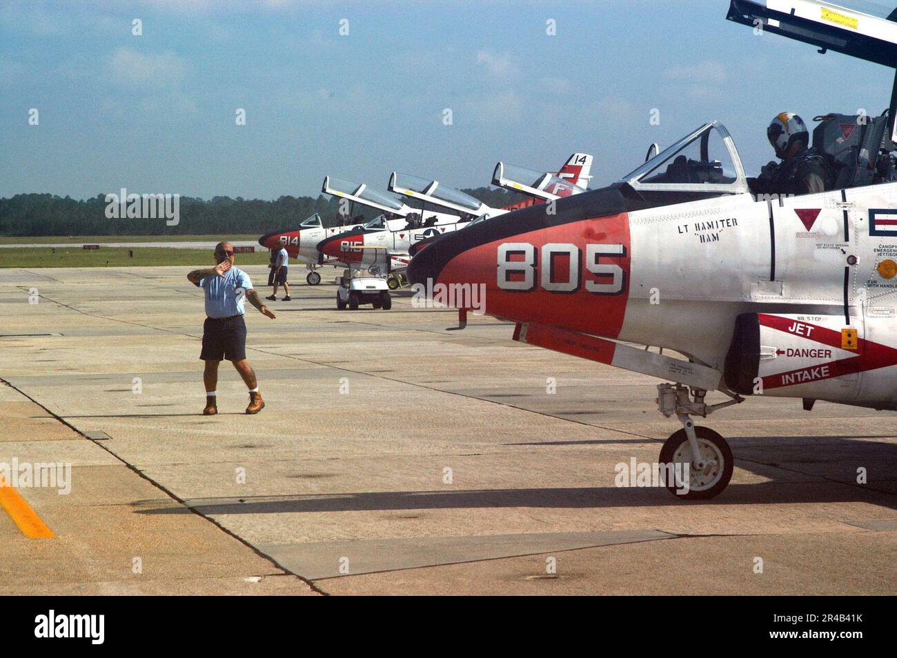 T 2c aircraft hi-res stock photography and images - Alamy