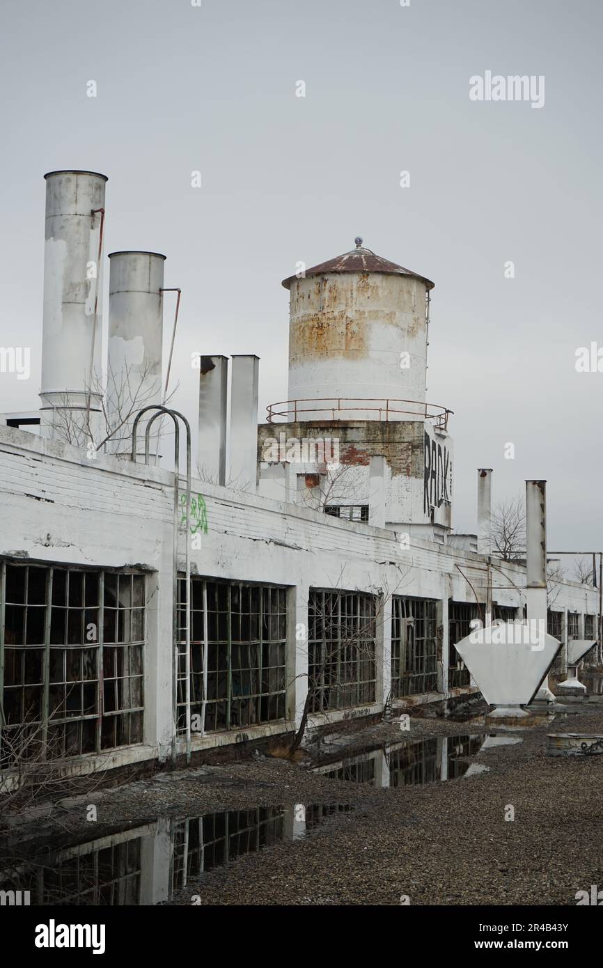Featuring multiple smokestacks hi-res stock photography and images - Alamy