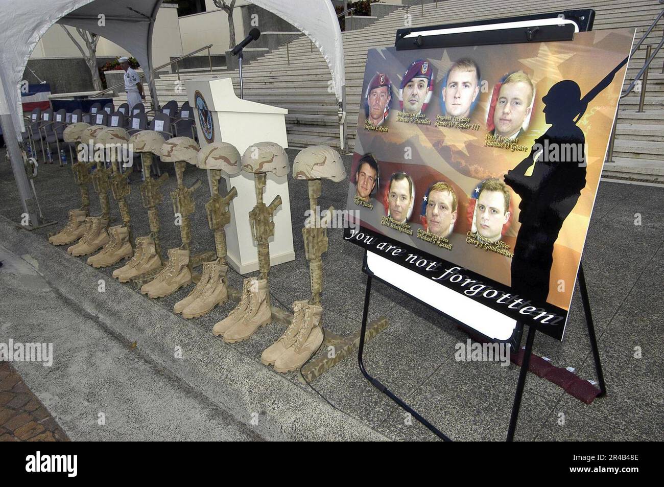 US Navy Friends and family of the fallen Sailors assigned to SEAL ...