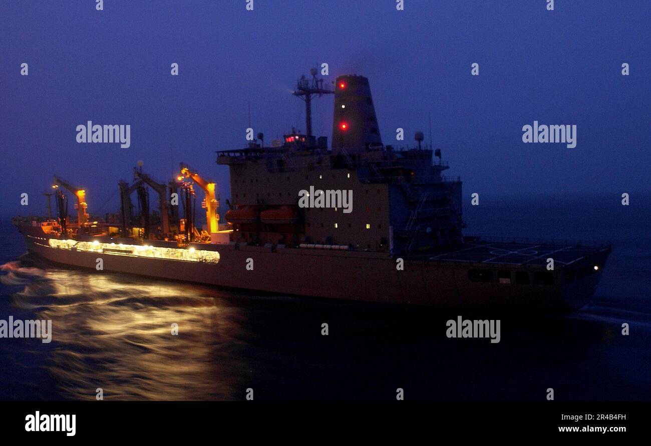 US Navy The Military Sealift Command (MSC) underway replenishment oiler ...