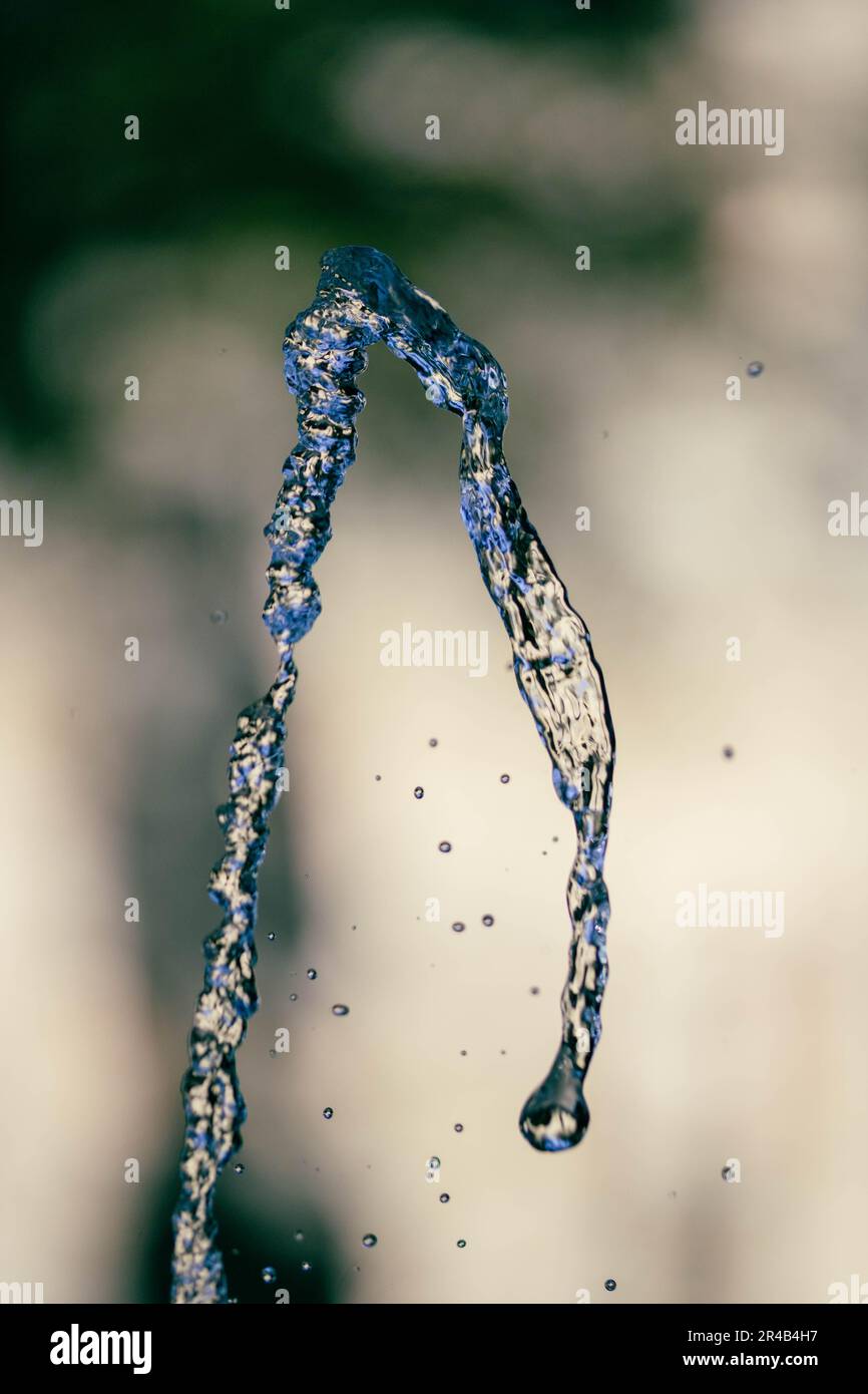 Fountain spewing water hi-res stock photography and images - Alamy