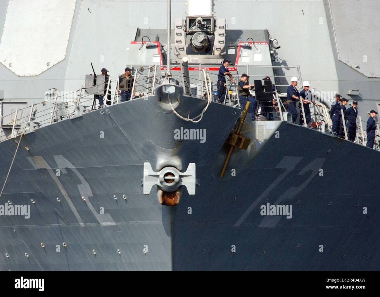 Uss mahan ddg 72 hi-res stock photography and images - Alamy