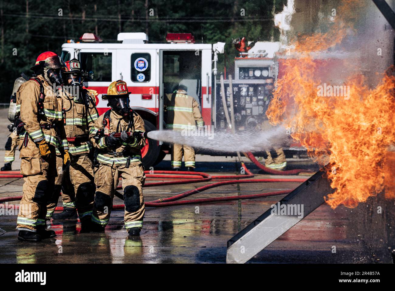 U.S. Marines with Aircraft Rescue and Firefighting (ARFF), Headquarters ...