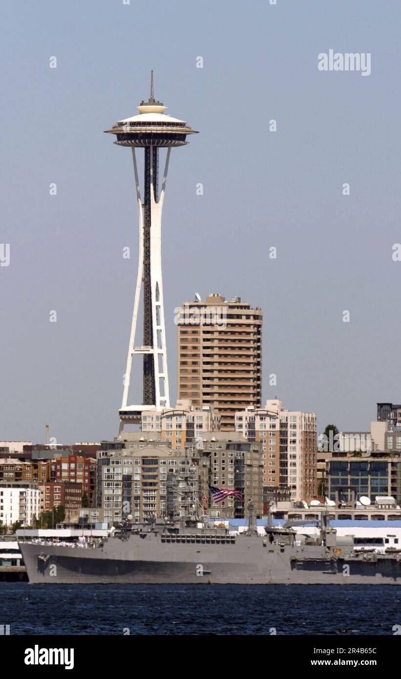 US Navy The amphibious transport dock ship USS Ogden (LPD 5), steers by ...