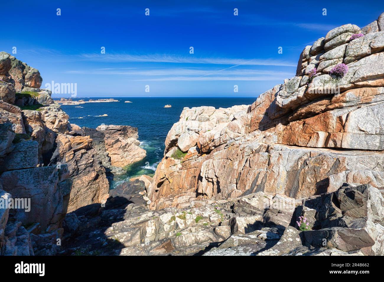 Granite Coast Le Gouffre, Plougrescant, Departement Cotes-d'Armor ...
